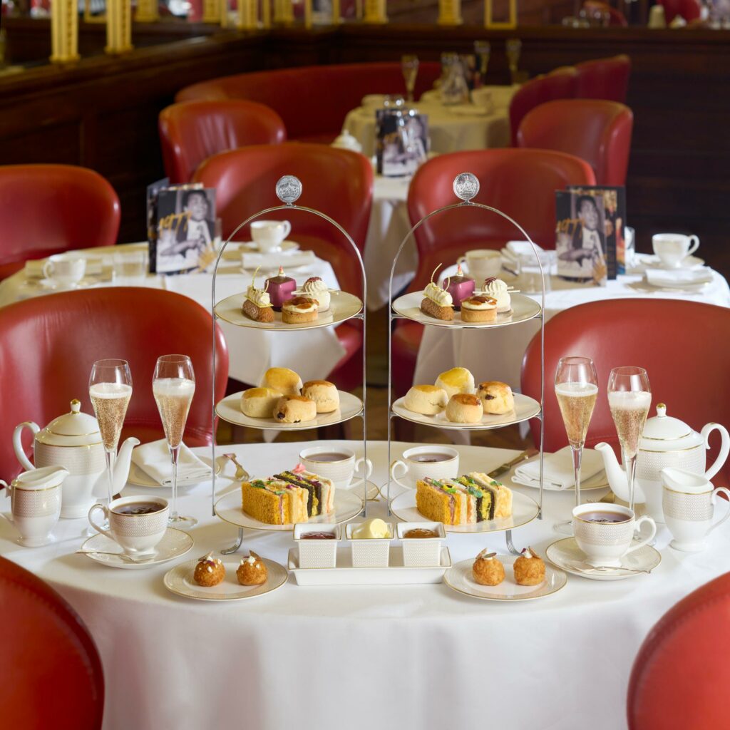 L’Hôtel Café Royal, à Londres, lance son Afternoon Tea d’Automne ...